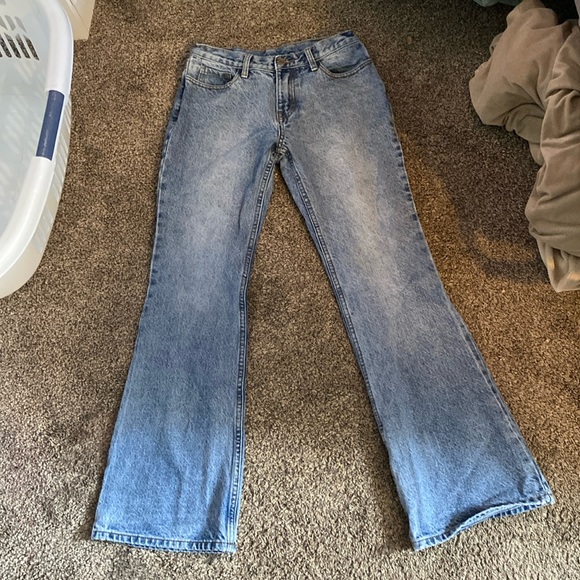 Brandy Melville | Jeans | Low Rise Brandy Melville Jeans | Poshmark